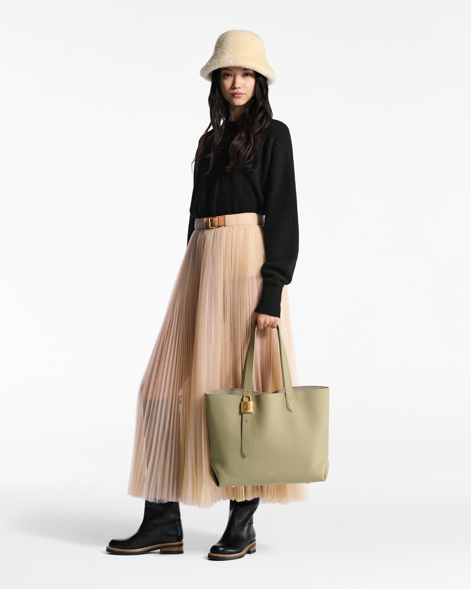 Low Key Cabas MM Low Key - Women - Handbags | LOUIS VUITTON