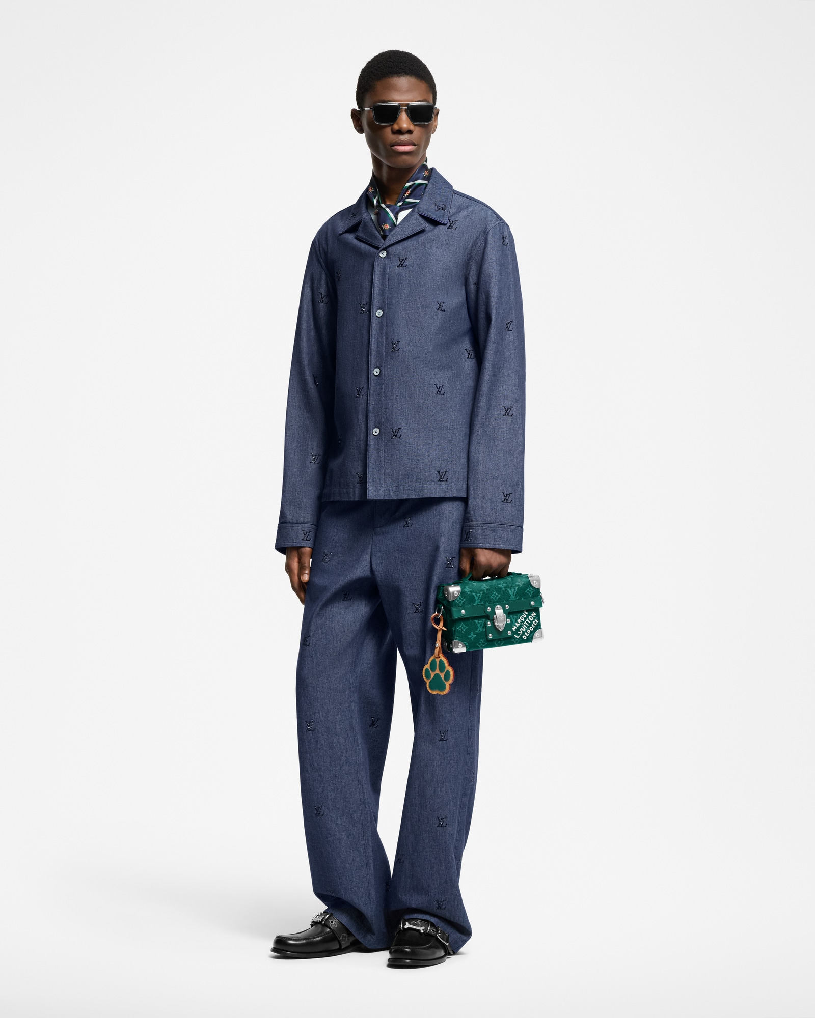 LV Blason Embellished Denim Pants - Men - Ready-to-Wear | LOUIS VUITTON