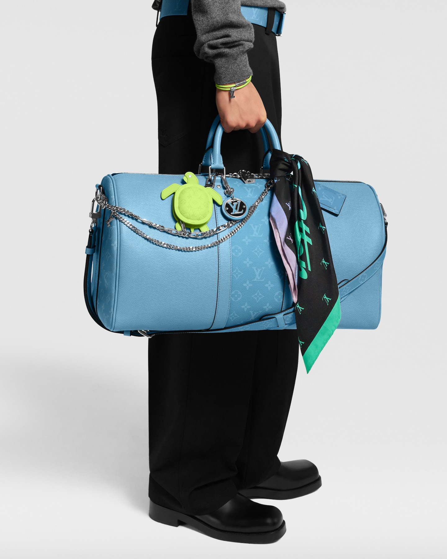 LV Circle Key Holder and Bag Charm S00 - Men - Accessories | LOUIS ...